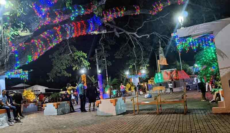 Junta Distrital de Las Lagunas, Moca, enciende luces navideñas en ...