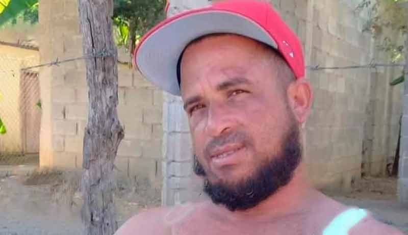 Menor mata a hombre de una estocada por una gorra en barrio de Moca ...