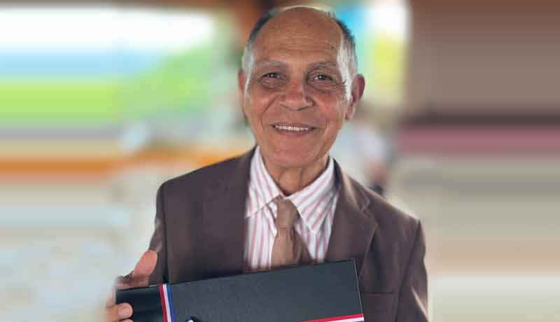 Reconocen al locutor mocano Fernando Guzmán, por su trayectoria en la radio y la televisión ...